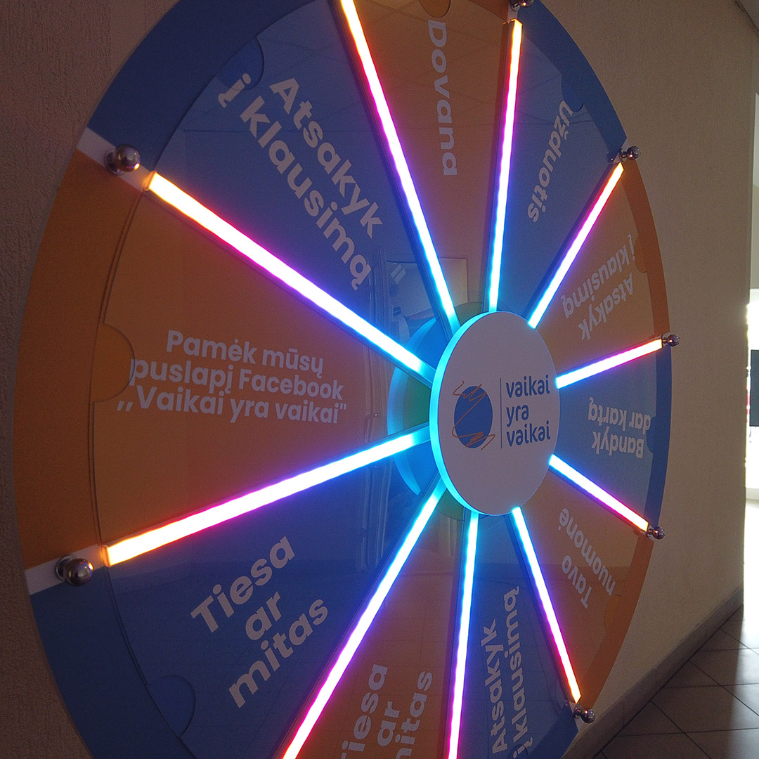Illuminated Wheel of Fortune | LED Prize Wheel | Focus